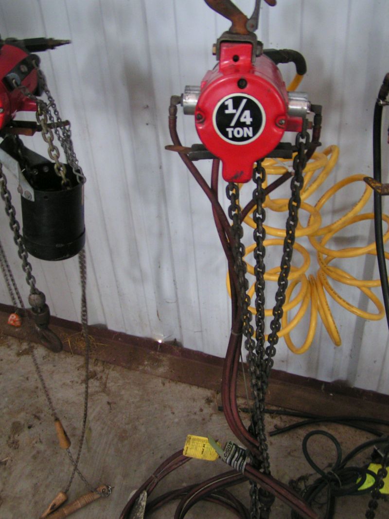 Hoist: RR 264 ARO 7718E Air Hoist
