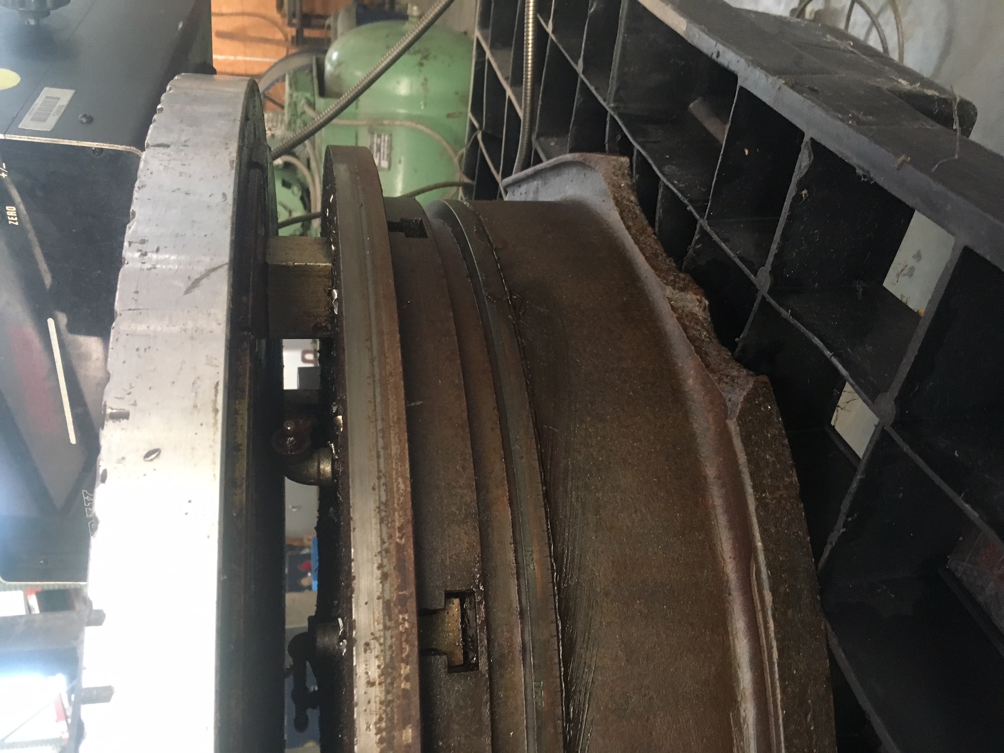 Rotary Table: R-25 with trak DRO - RR 411 Troyke R-25 Rotary Table with ...