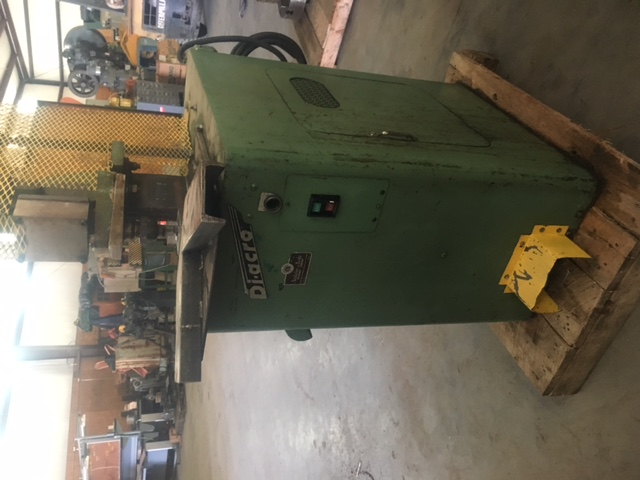 Punches: 1P - RR 430 DiAcro 1P 4 Ton Power Notcher